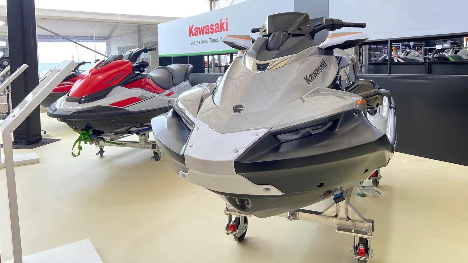KAWASAKI JET SKIS - MARINE POWER POINT